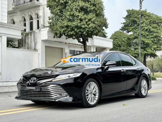 Camry 2.5Q 2019 đăng kí 2020: Giá bán & khuyến mãi mới 2/2024